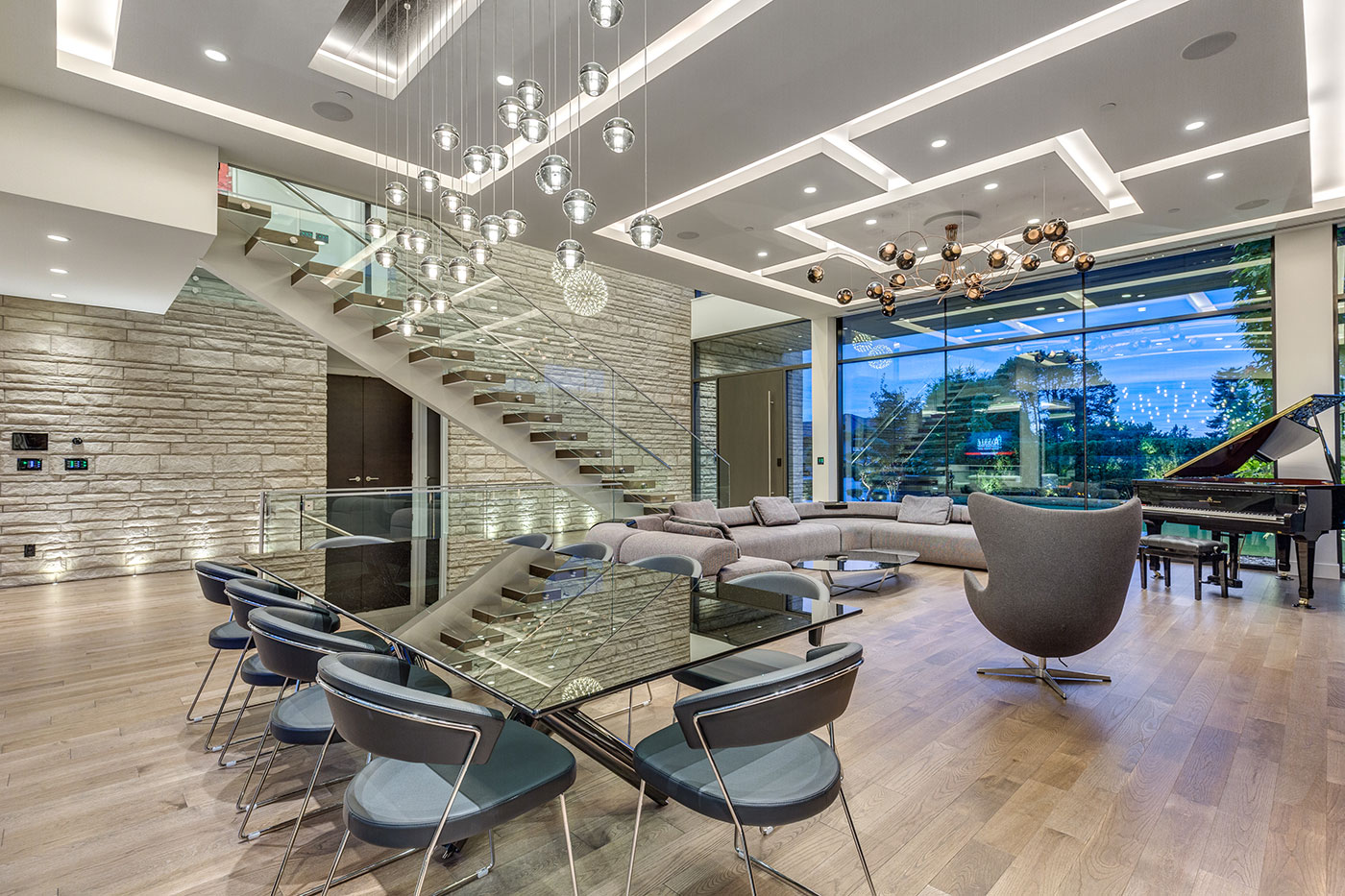 4438 Canterbury Crescent – Marble Construction