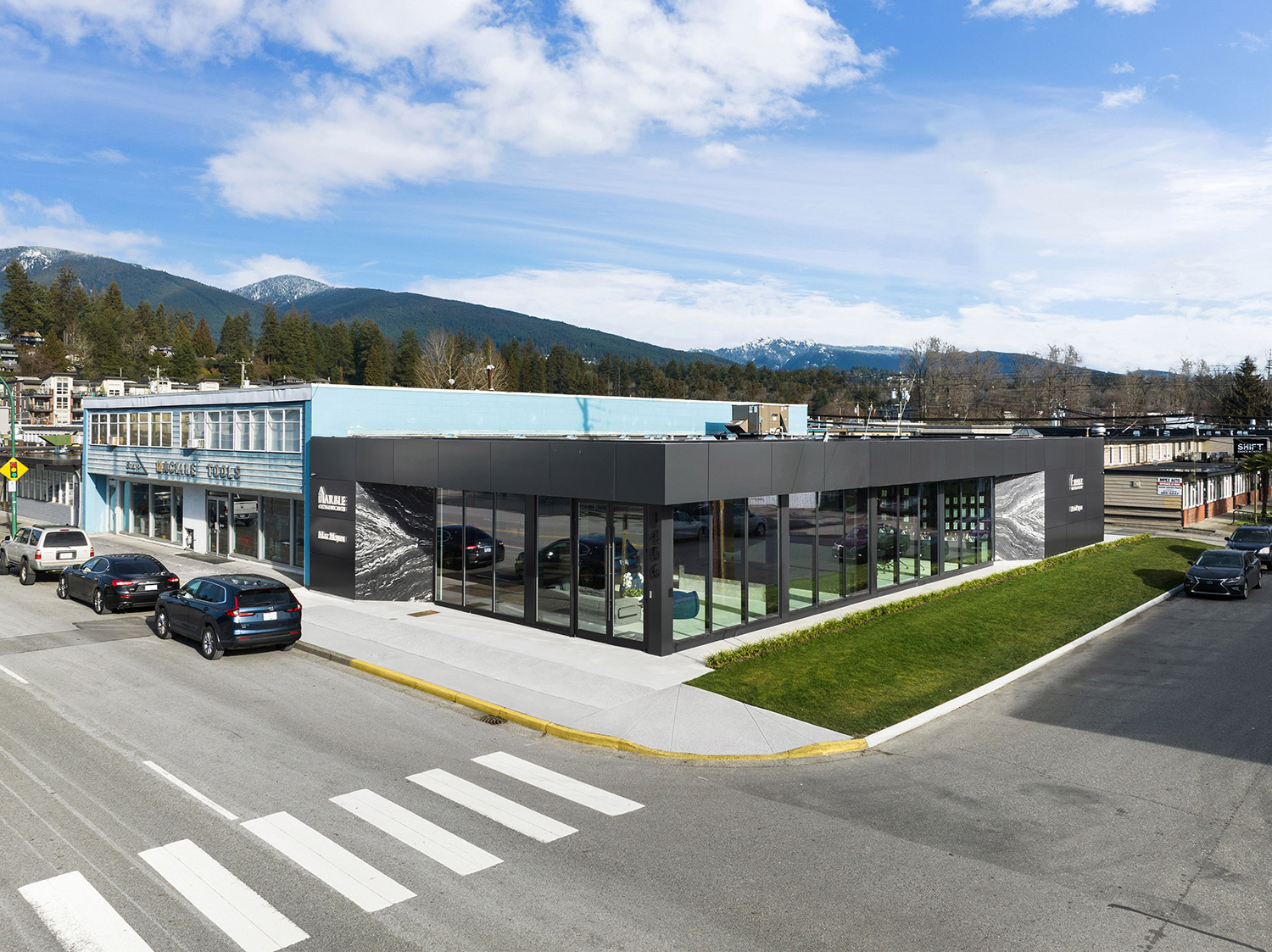 1406 PEMBERTON Avenue – Marble Construction