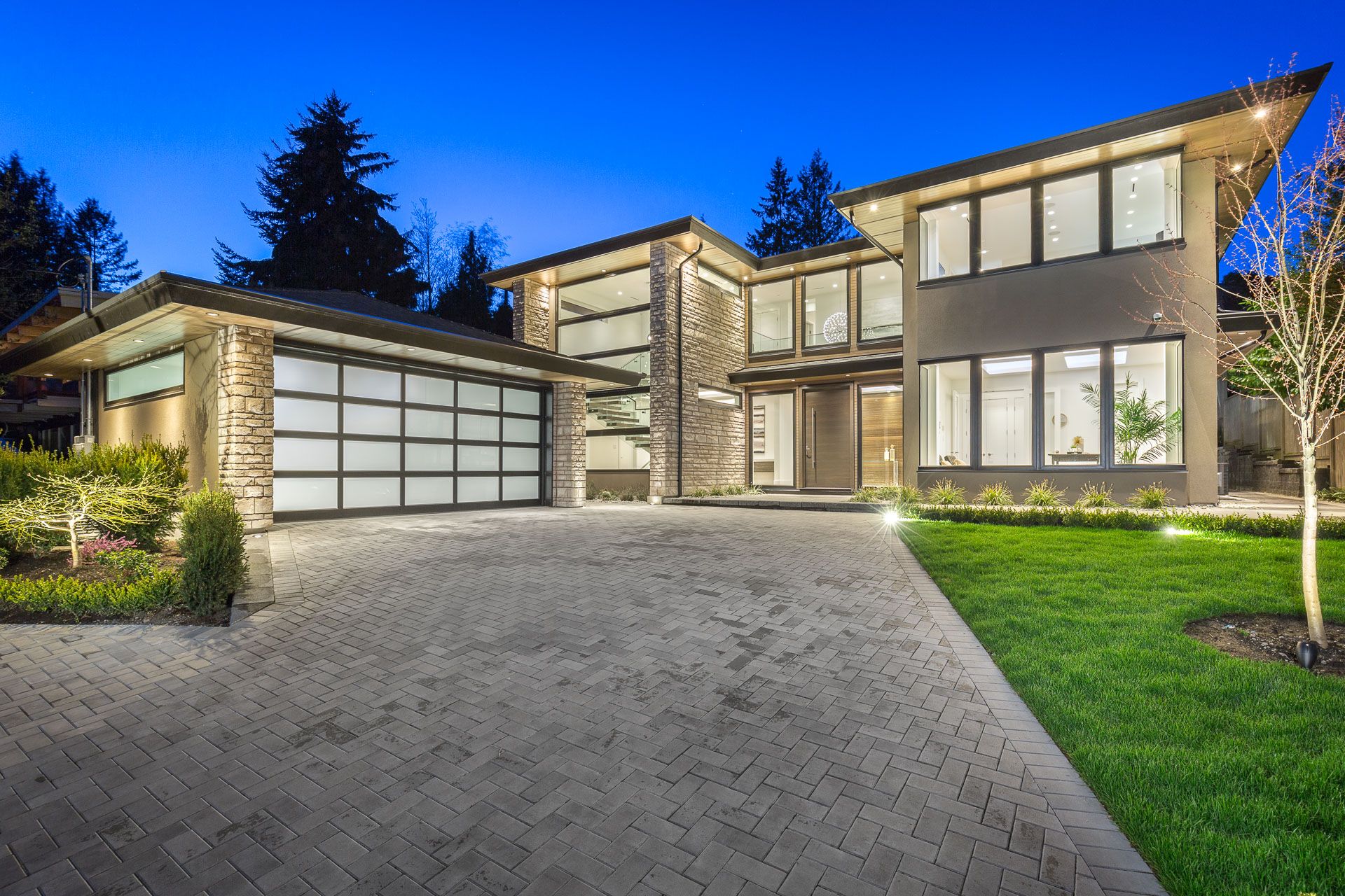 Marble Construction Custom Home builder North & West vancouver